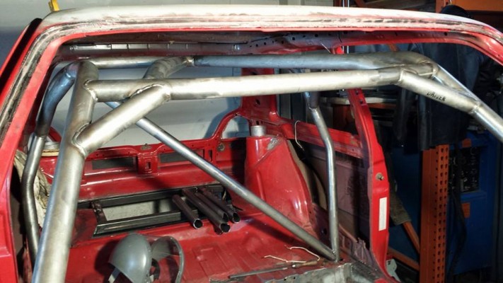 Volkswagen MKII GTI Rally Car Build Phase 4 – Roll Cage | Build Race Party