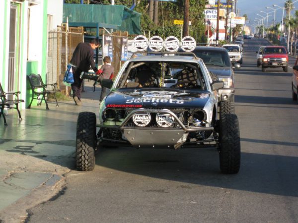 DIY Baja – The Return of the Pig! | Build Race Party