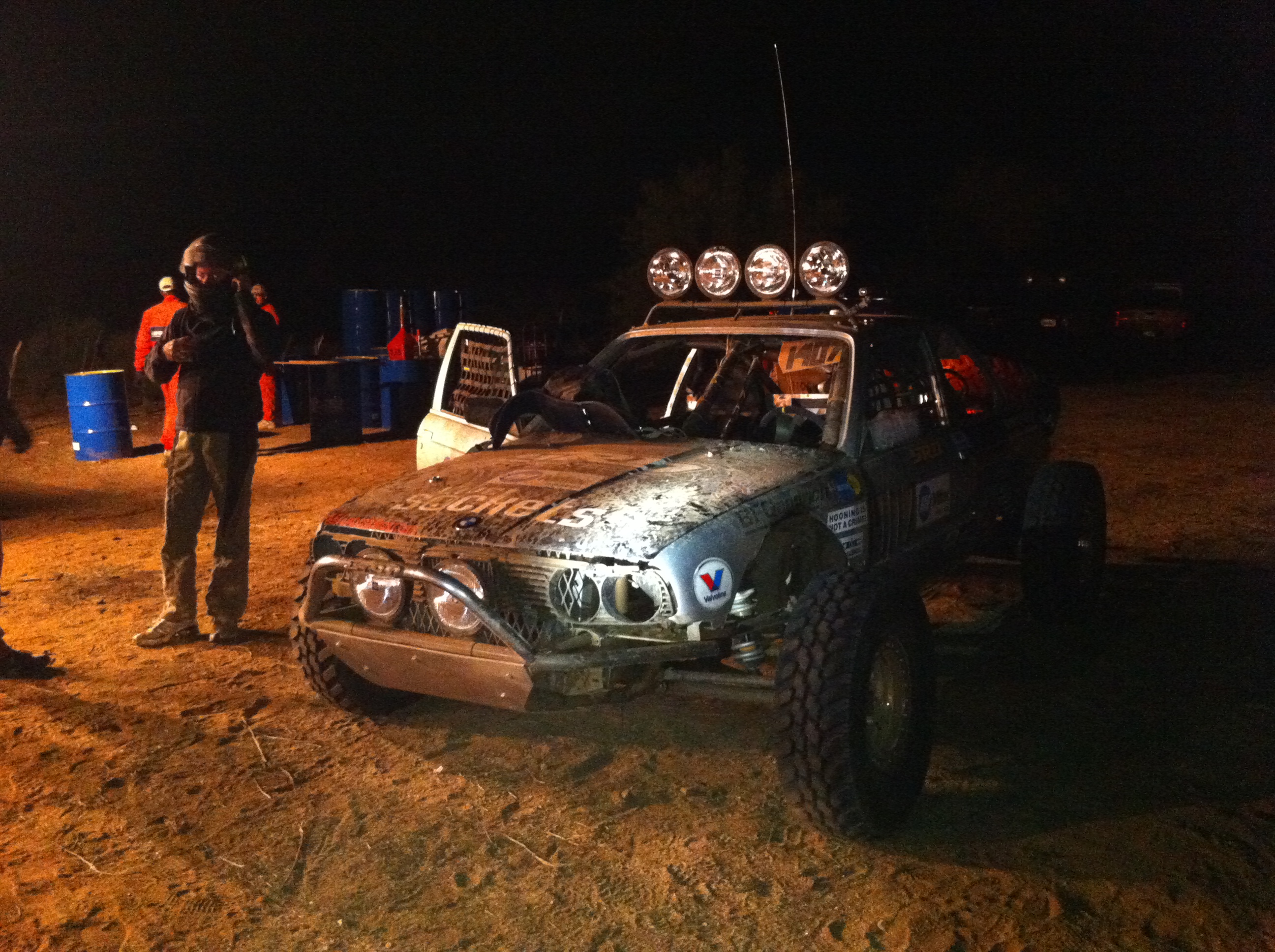Baja BMW at BFG PIt#1 Baja1000 2010chris simon baja chase | Build Race ...